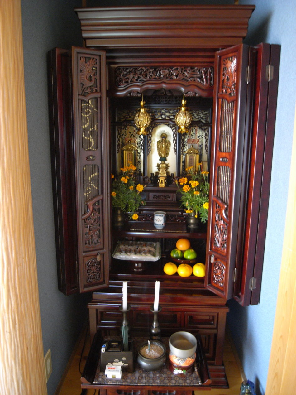 Asakusa-butsudan-dori – wo Japaner in Tōkyō ihren Hausaltar kaufen ...